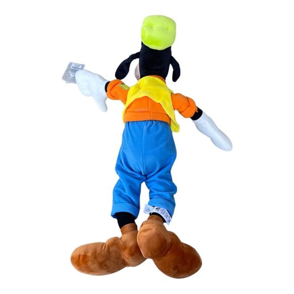 Disney | Toys | Disney Store Goofy 26 Plush | Poshmark